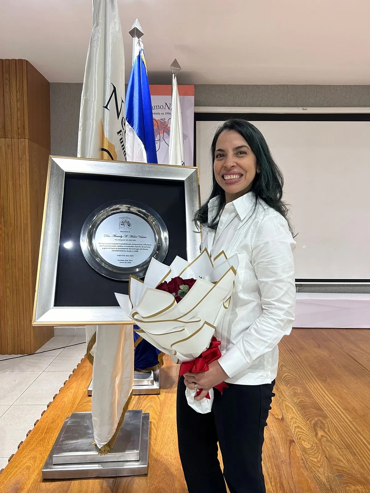 Reconocen destacada trayectoria médica y académica de la doctora Anandy ...