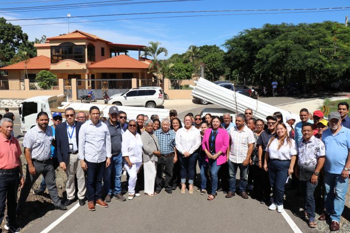 Coraasan entrega tuberías para nueva línea de distribución de agua en ...
