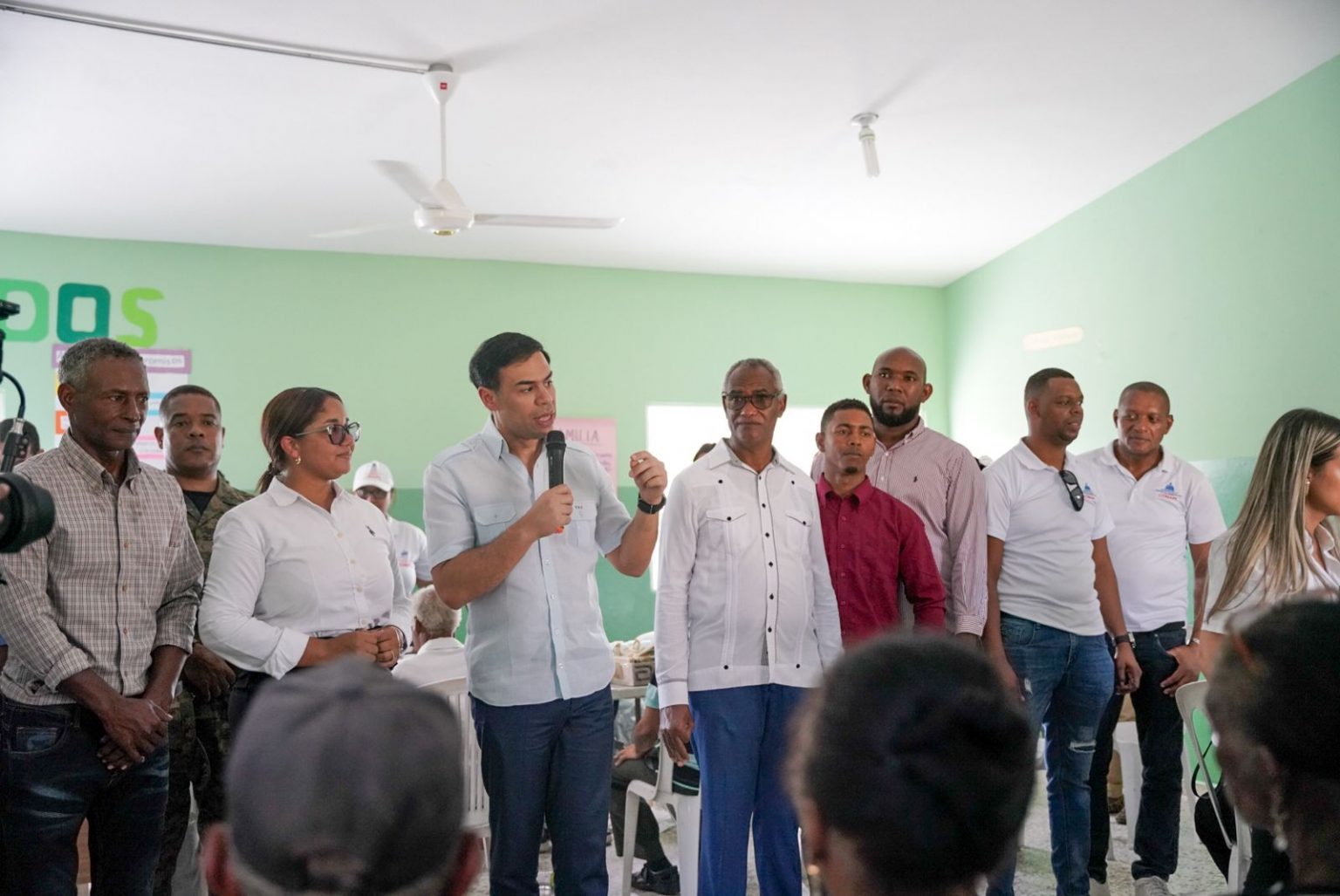 Roberto Ángel: Gobierno profundiza programas para reducir pobreza ...