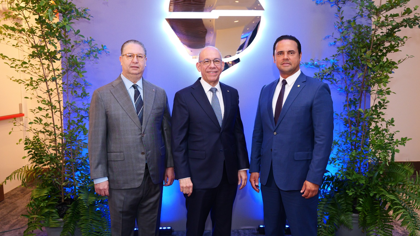Banco Santa Cruz redefine la banca empresarial con soluciones ...