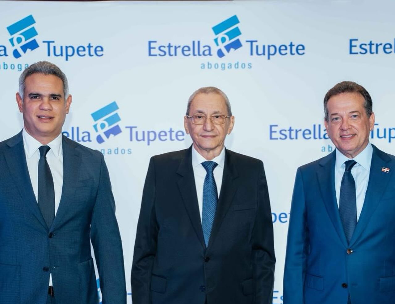Estrella & Tupete celebra 22 años con obra que plasma su legado ...