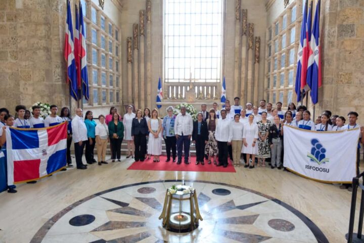ISFODOSU inaugura la Cátedra Salomé Ureña en honor al 175 aniversario ...