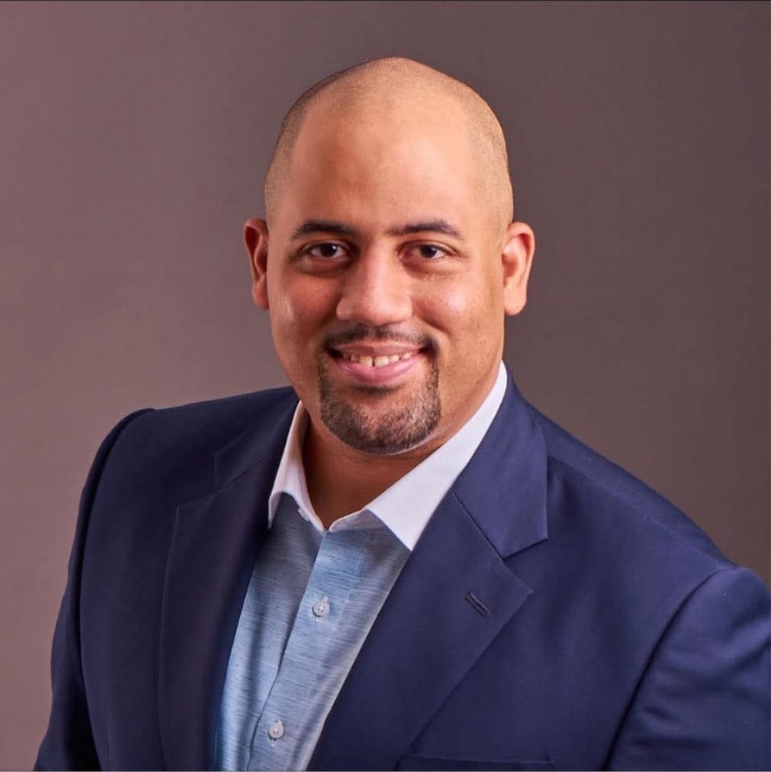 Agente Edwin Domínguez plantea modernizar normas del béisbol local ante ...