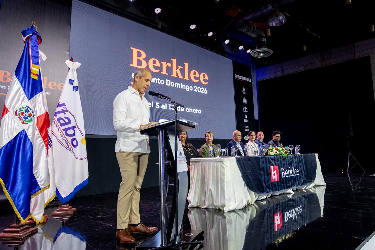 Fundación AES Dominicana y EGE ITABO culminan una década de impulso a ...